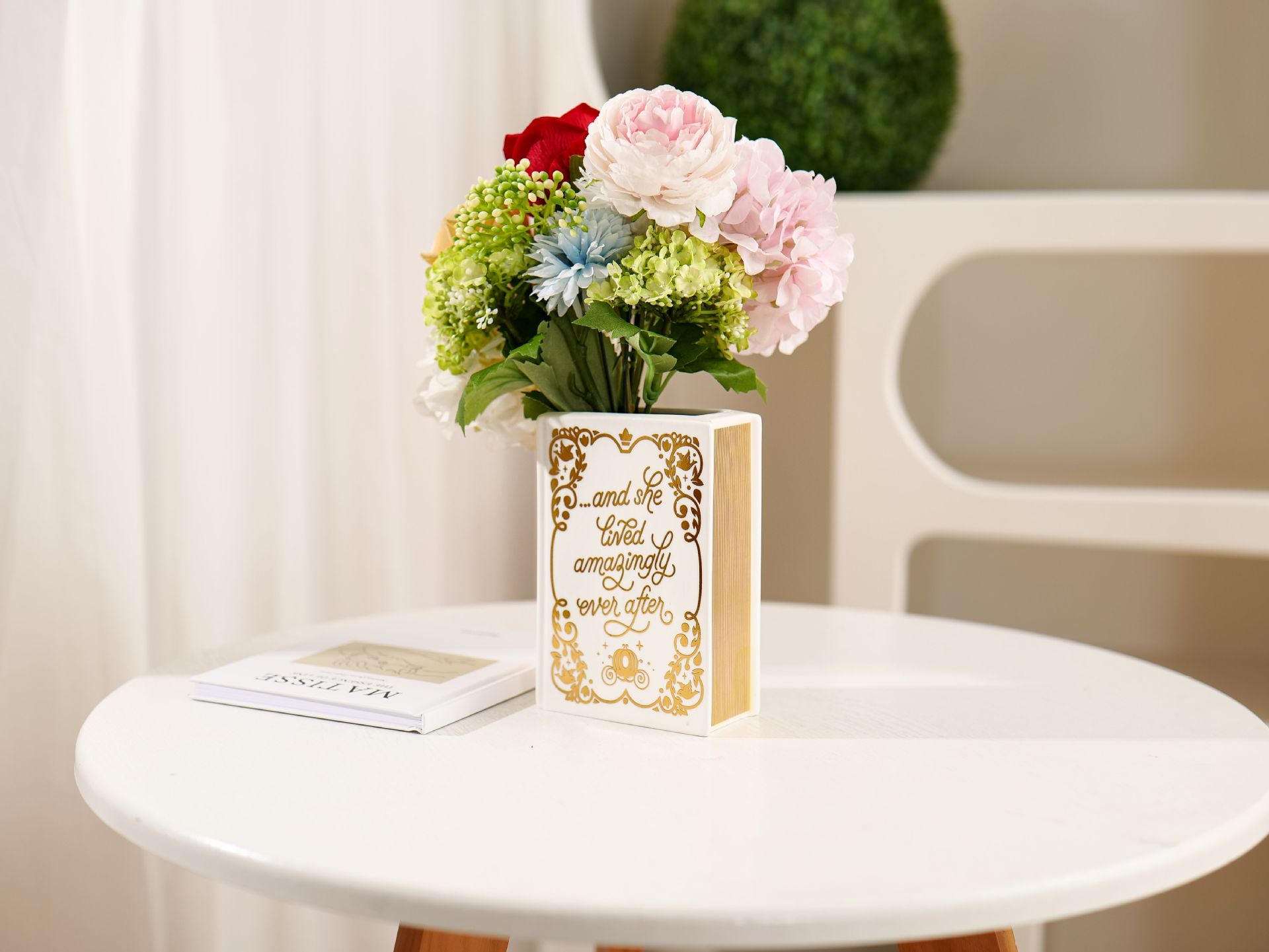 Literary Book Vase - Creative Ceramic Planter & Desk Organizer(Golden